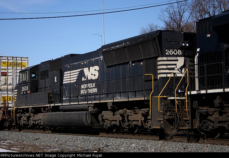 NS 2608